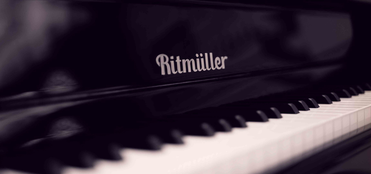 Descubre el universo Ritmuller: Pianos que Inspiran - Musical Cedar